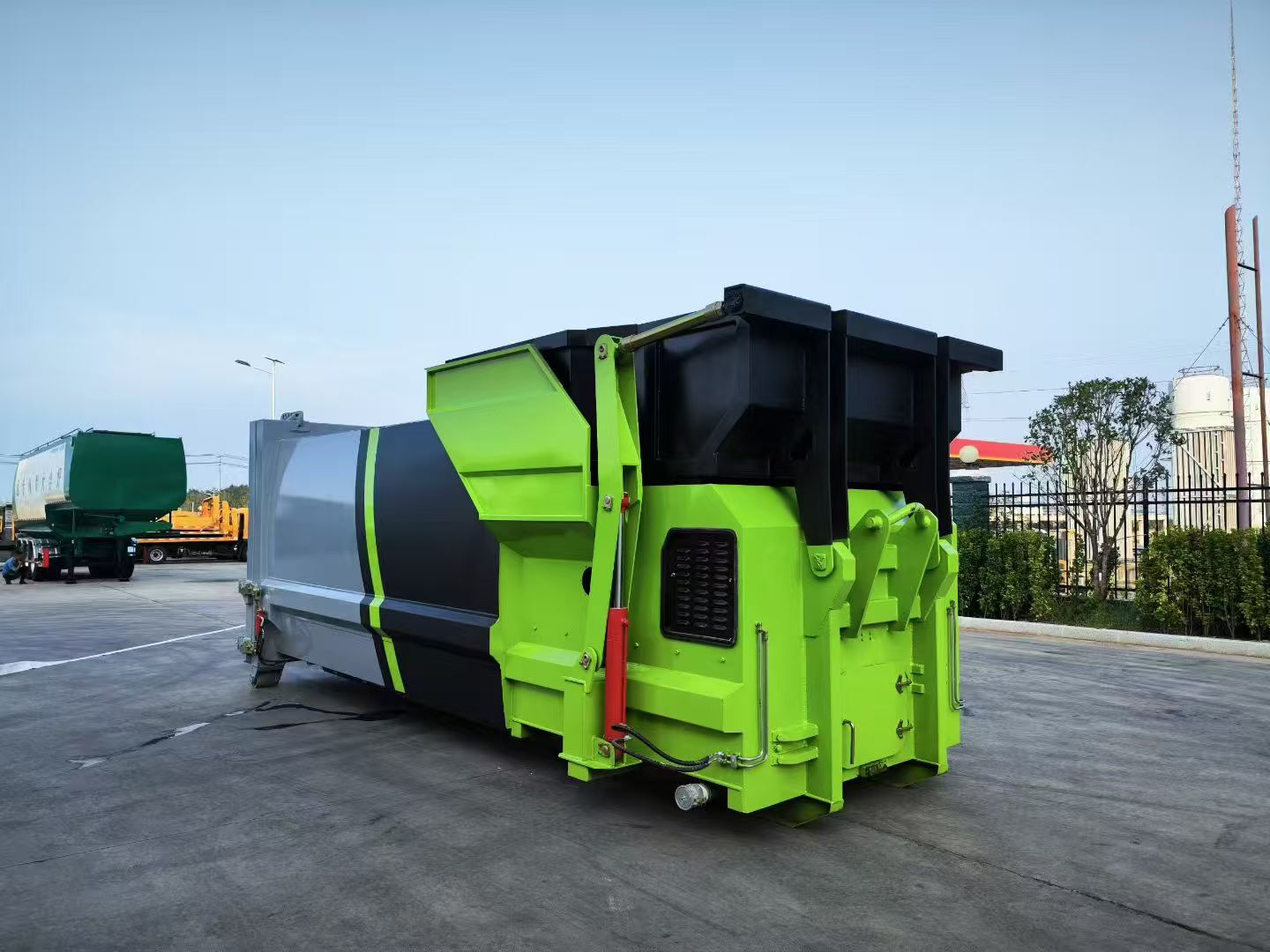 Mobile Waste Compactor Manufacturer & Supplier | HD